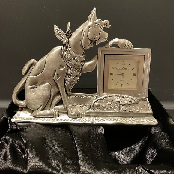 Warner Bros. | Art | Scoobydoobydoo Pewter Clock 49775 2000 Warner Bros ...